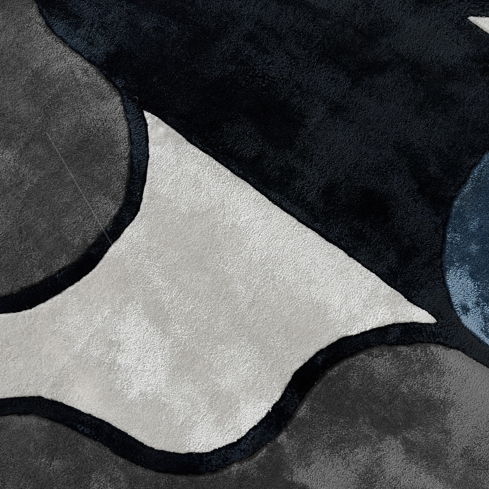 Tapis Shaped 23 | Organic Shaped Rug | Tapis Studio