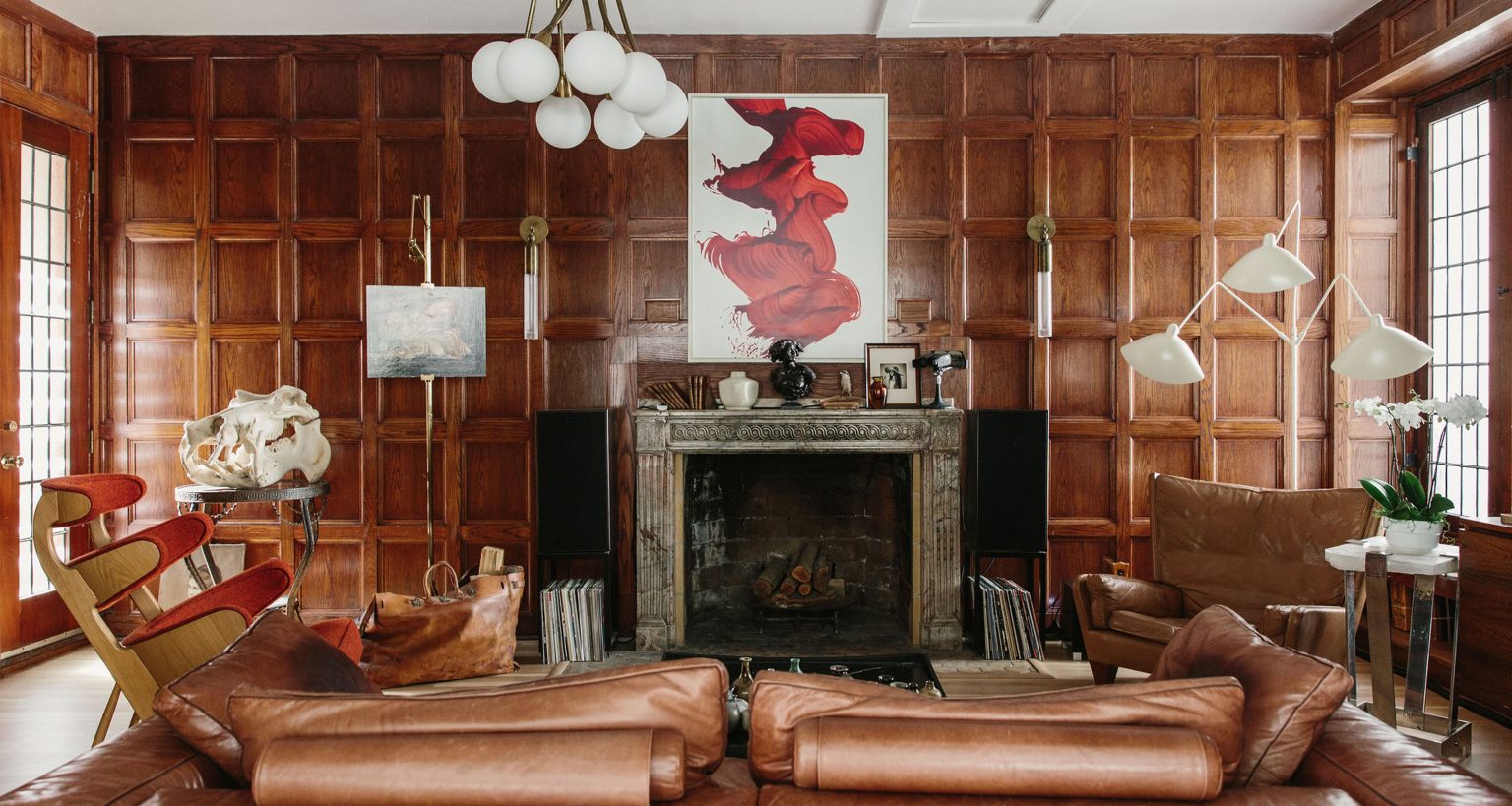 Discover 4 Eclecticism projects with Romanek Design Studio