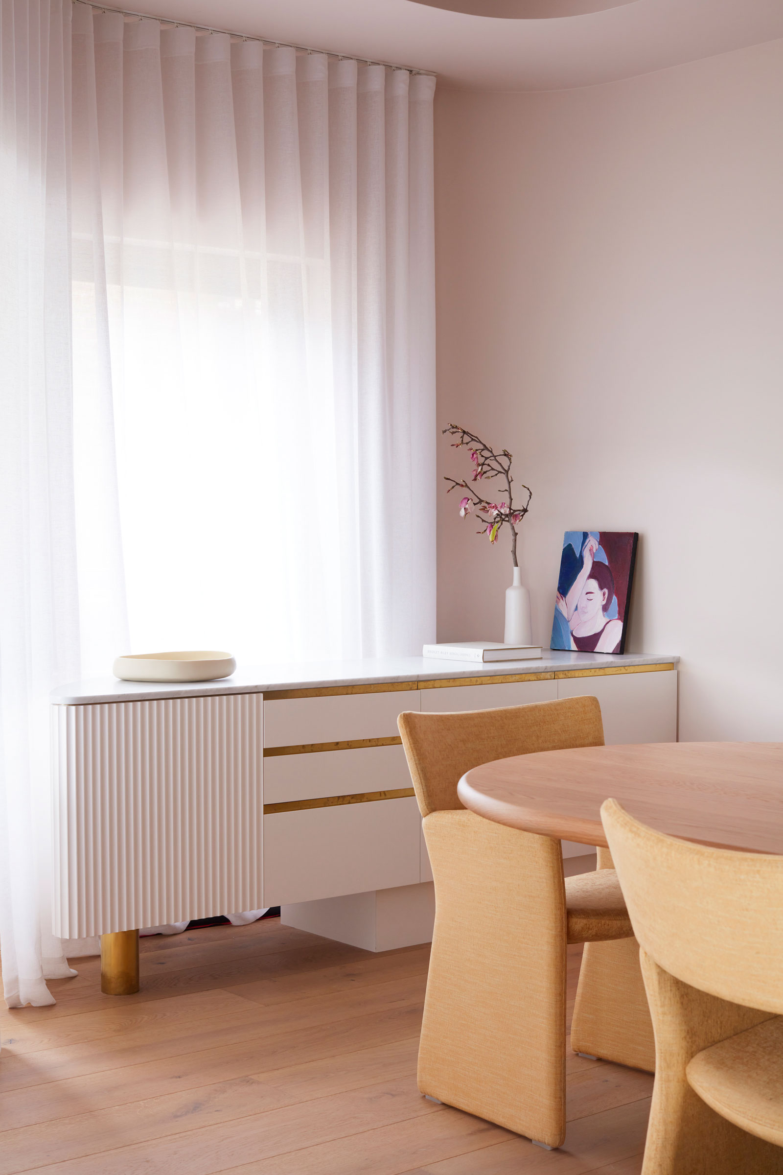 Meet the Stunning Harbour House by Studio Gorman and Peter Tout