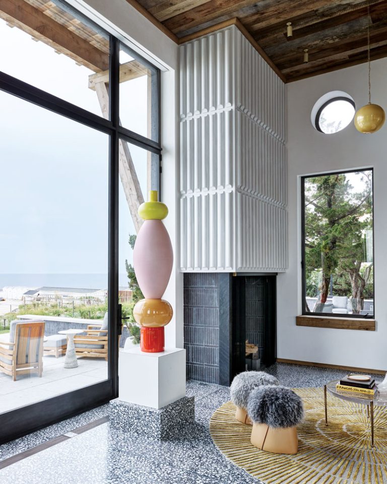 Italian Design - Discover This Elegant Seaside Villa by John Ike ...