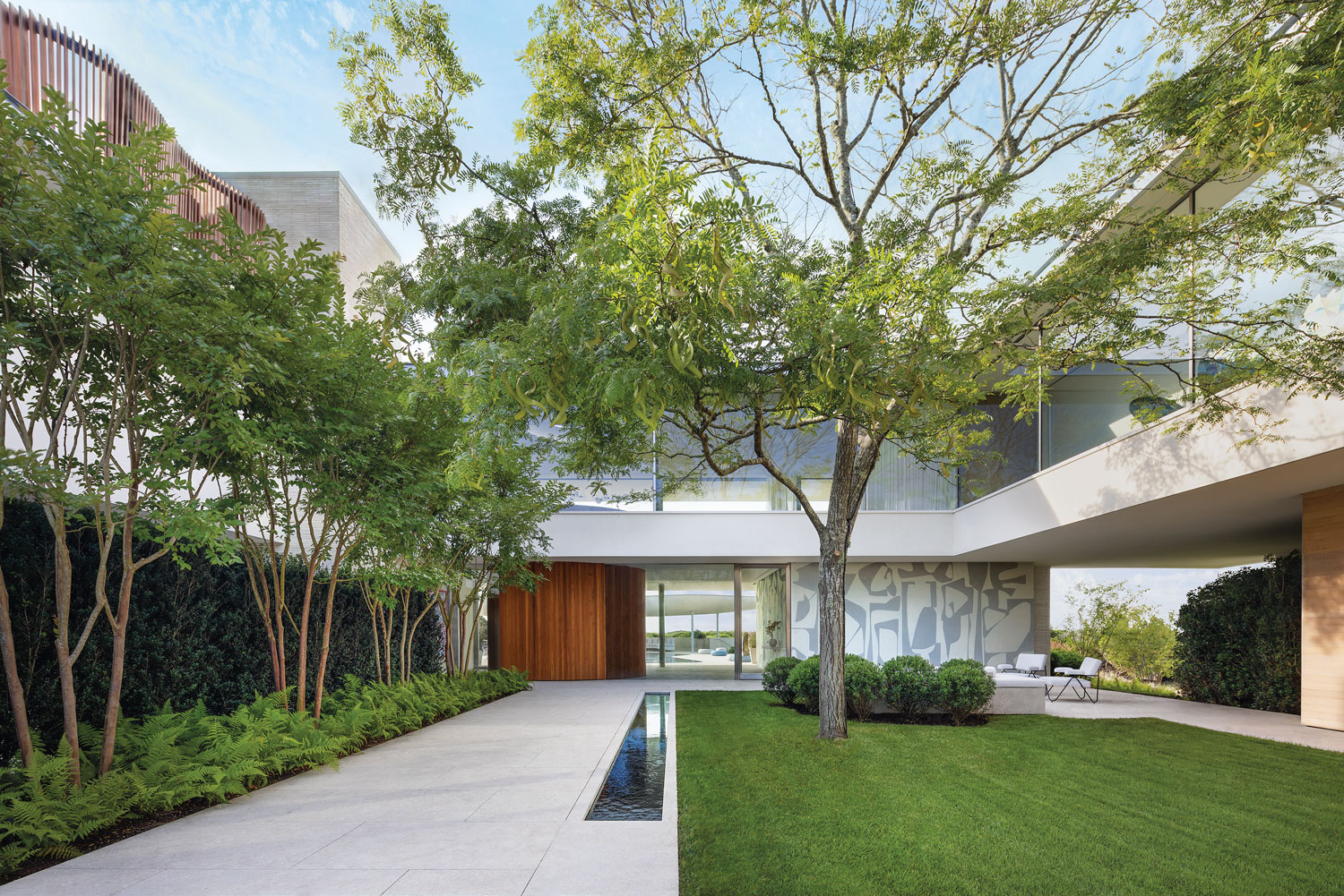 Steven Harris Project - The Greatest Hamptons Beach House